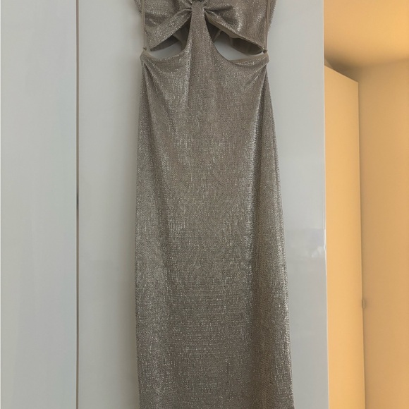 Alice + Olivia | Dresses | Alice And Olivia Midi Dress | Poshmark